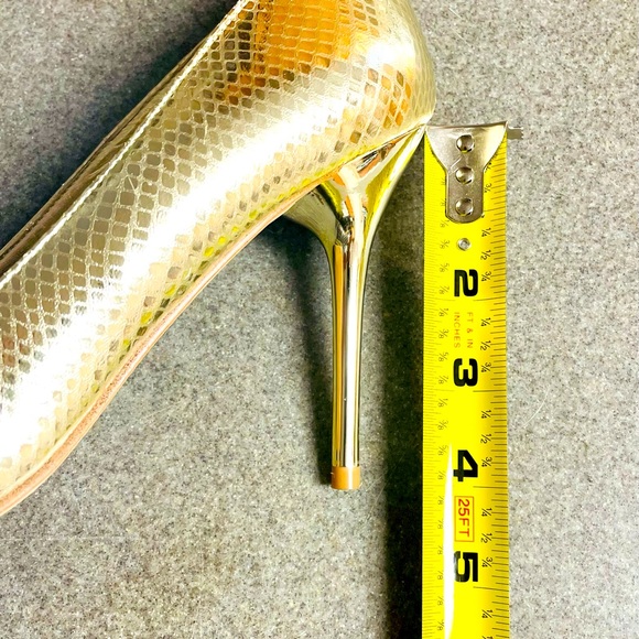 Aldo | Shoes | Aldo Gold Metallic Leather Snake Reptile Effect Pointy ...